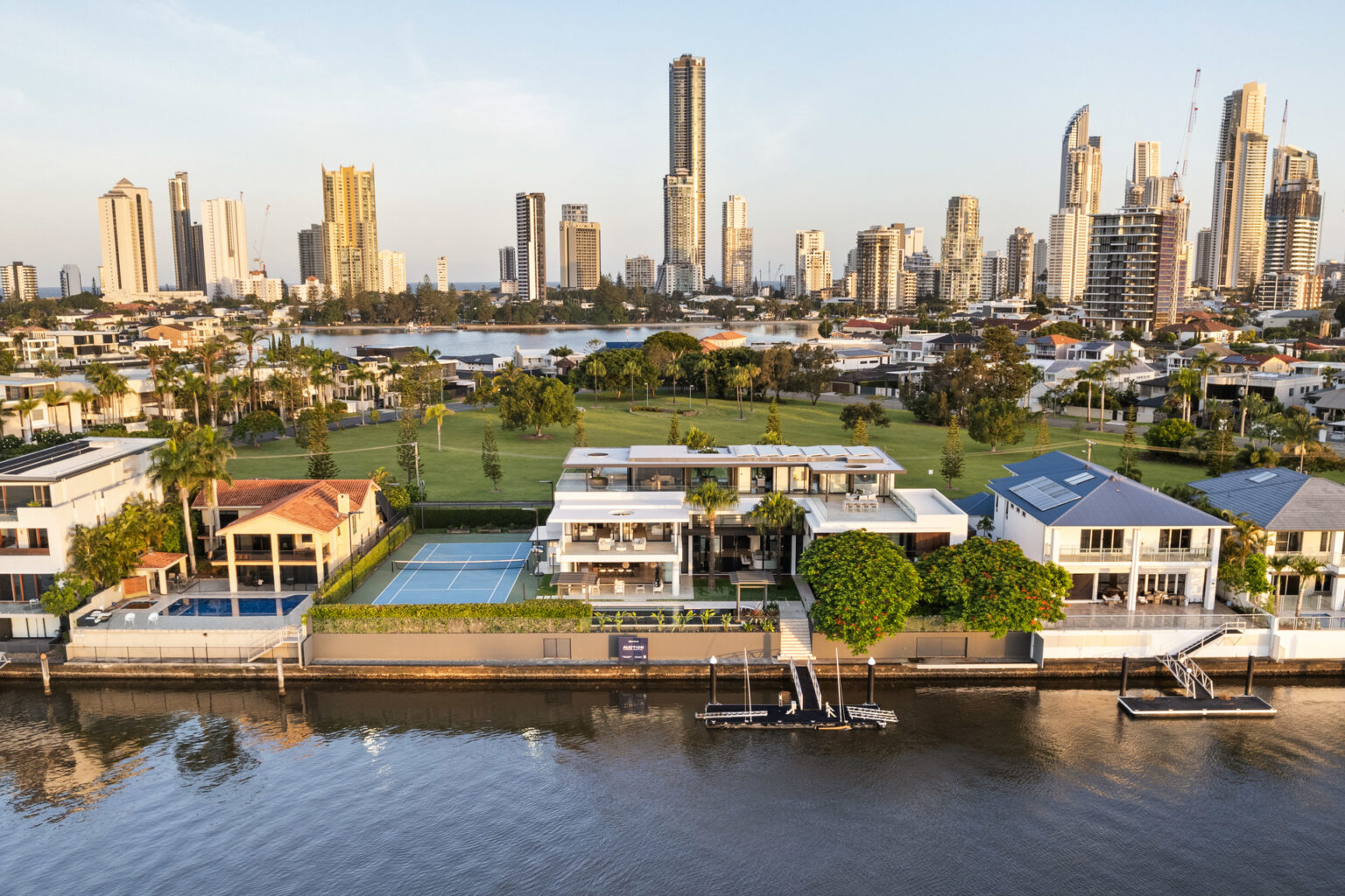 The Gold Coast Auction Market in 2025 | Kollosche